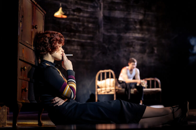 Bonnie and Clyde (touring) ★★★★★ - The Recs